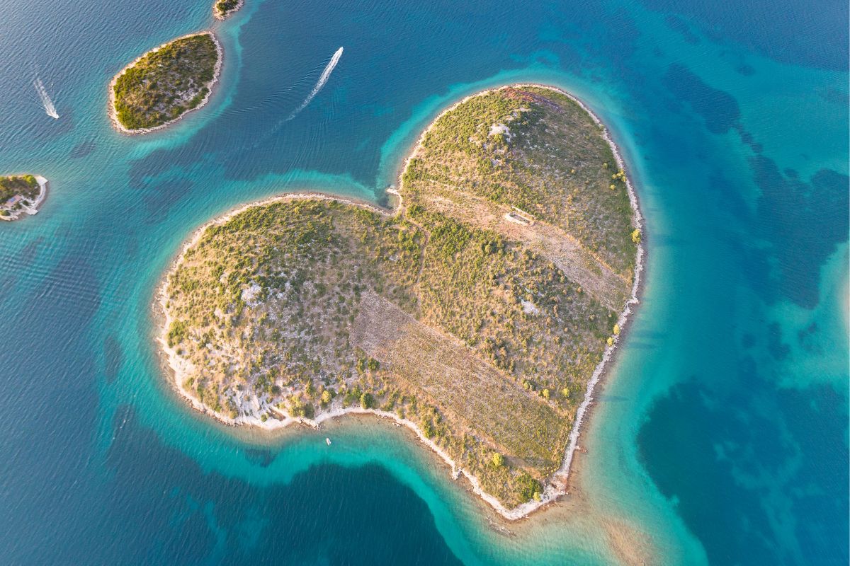Island Hopping in Croatia: Your Ultimate Guide to the Adriatic Islands ...